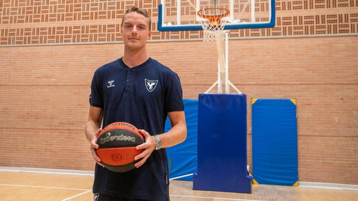 Ludde Hakanson, sin miedo a la competencia con Troy Caupain - La ...