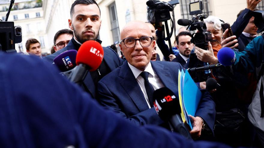 El partit conservador francès destitueix el seu líder per intentar un ...