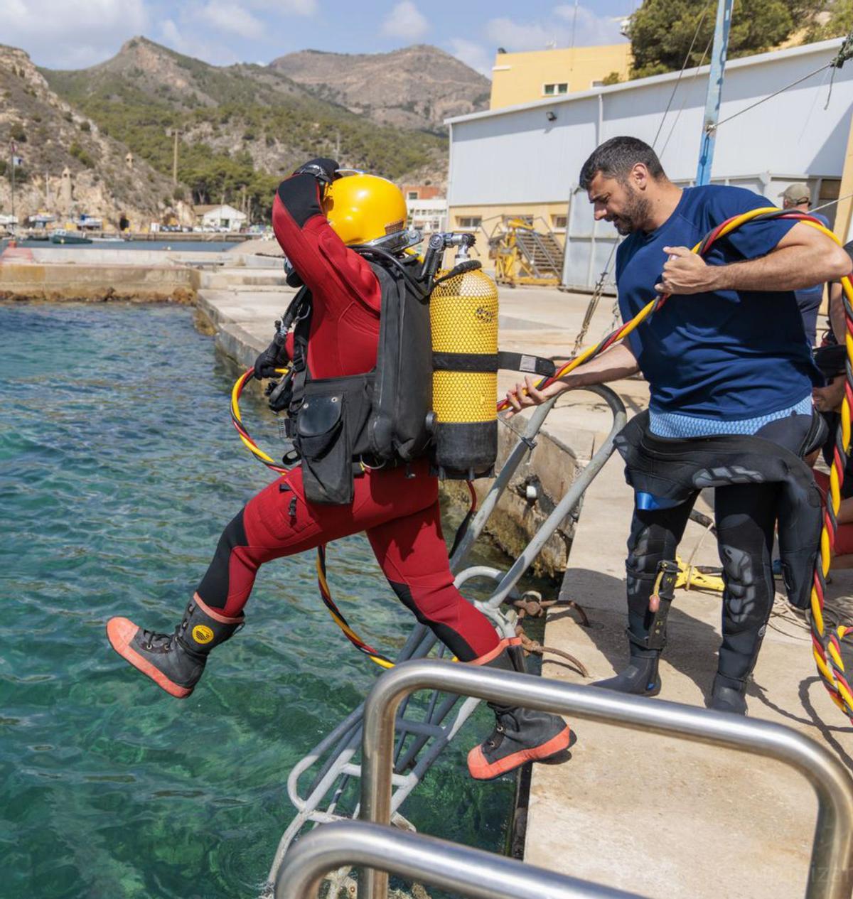 Escuela Militar de buceo Cartagena | Una Escuela que mira al mar
