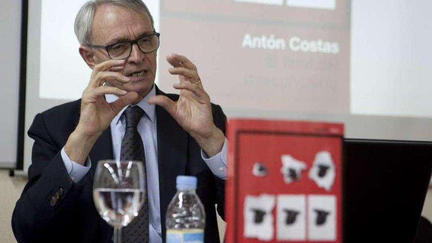 Antón Costas: "La política catalana tiene que volver a las mayorías y a ...