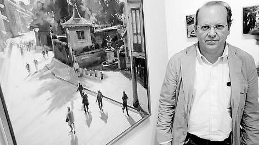 Favila abre la ventana en la sala Octógono para presentar su obra