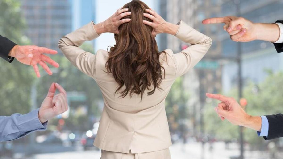 Ens estem tornant massa perepunyetes amb els límits i les persones ...