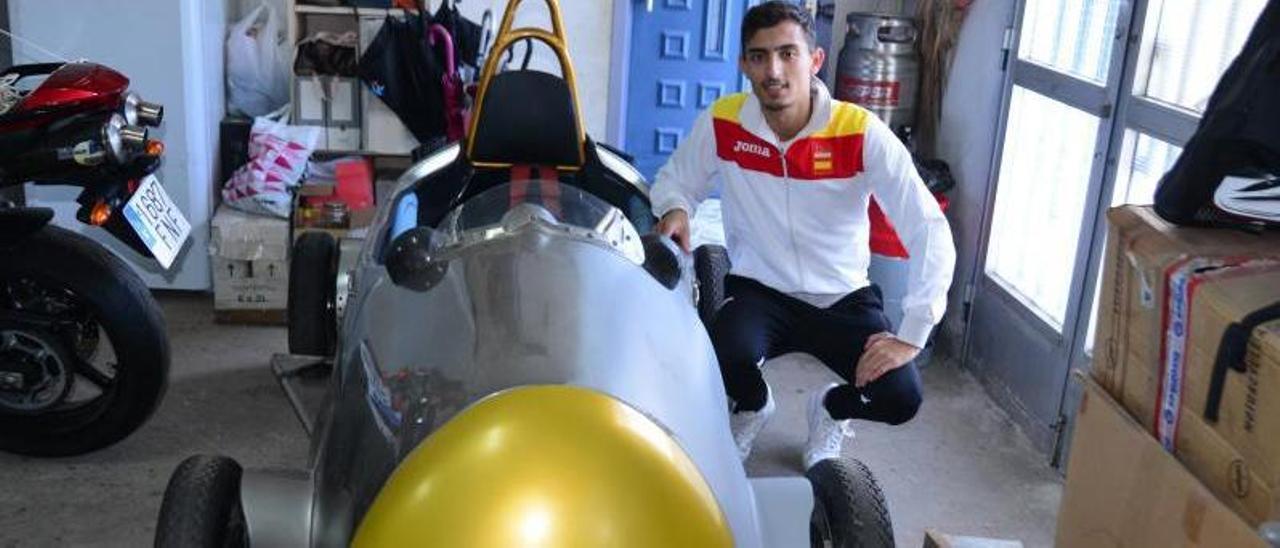 Martín Souto toma impulso para volver al hielo