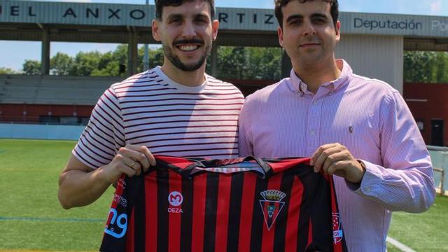 El Lalín refuerza su medular con el fichaje de Brais Vidal