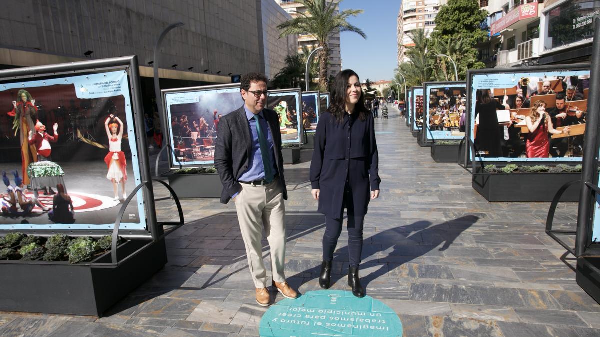 La Sinfónica, en manos de Ilyich Rivas y de la violinista surcoreana ...