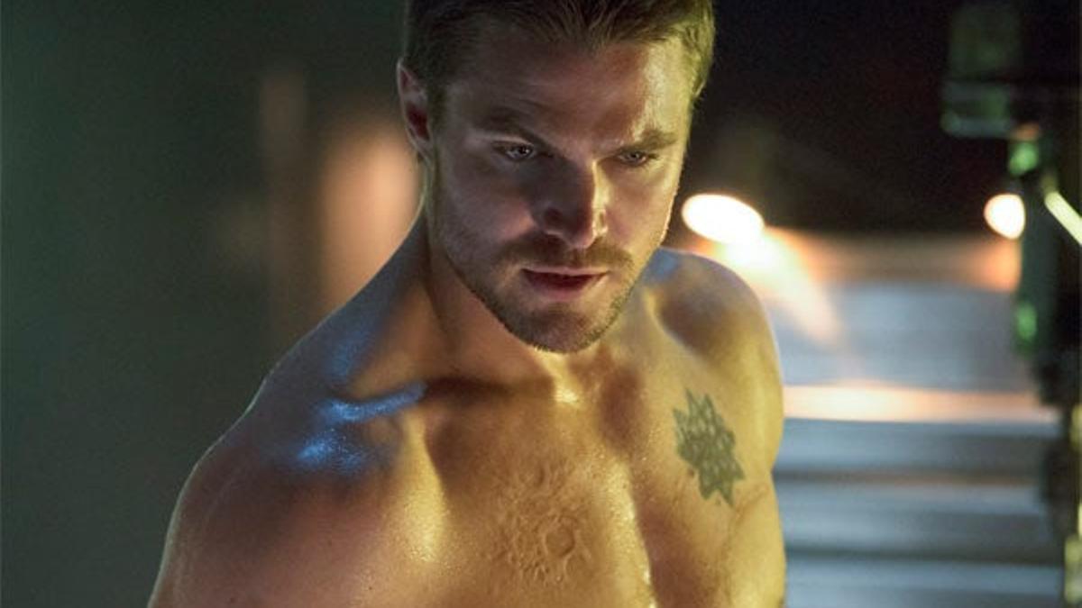 Stephen Amell, candidato para ser Christian Grey - Cuore
