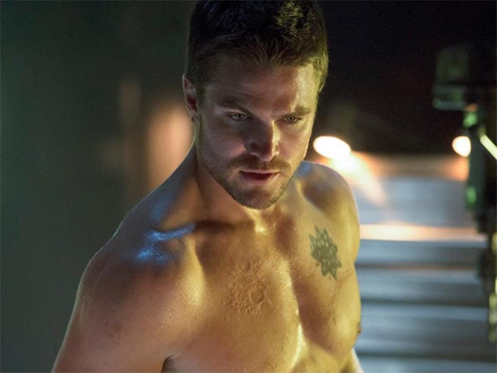 Stephen Amell, candidato para ser Christian Grey - Cuore