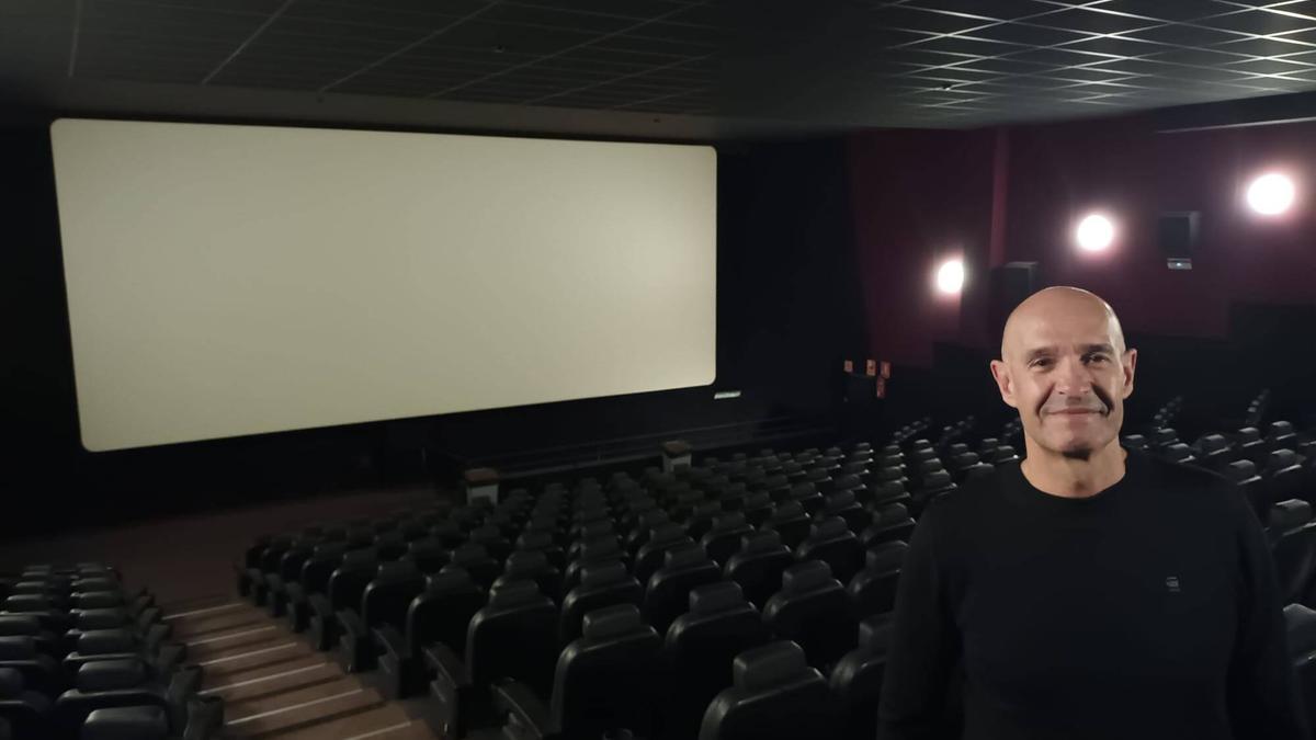 «Érem flequers i per diversificar el negoci vam fer uns cinemes a Roses»