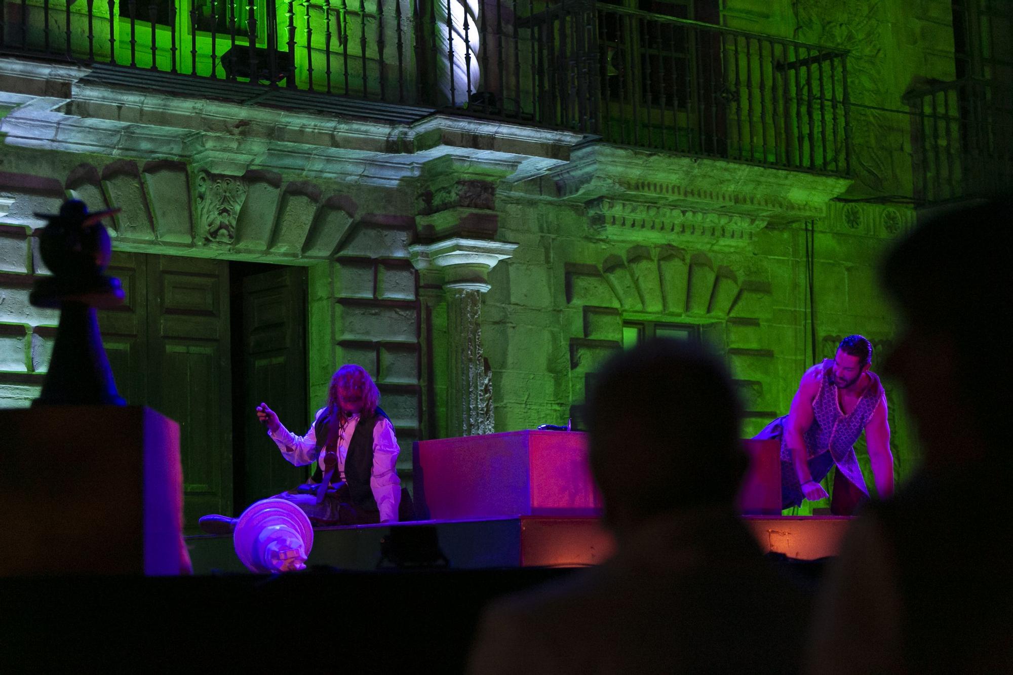 EN IMÁGENES: el estreno en Avilés de "Mazías", de Bances Candamo