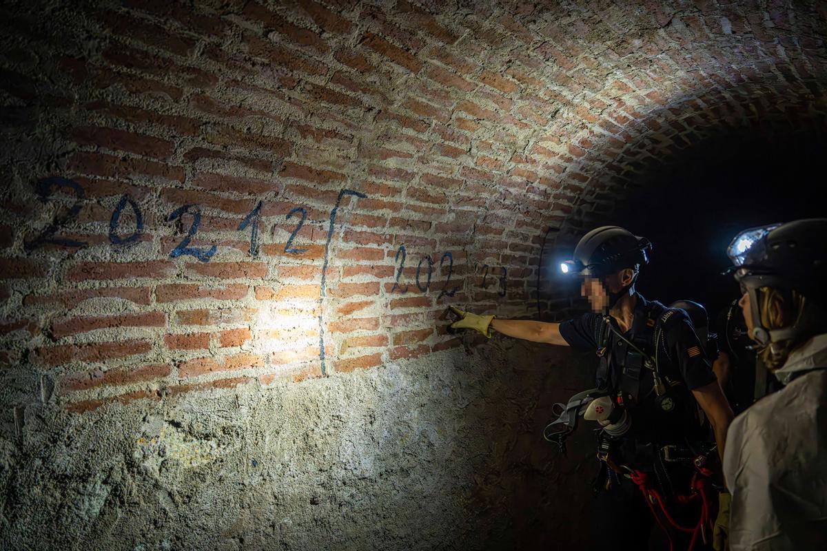 FOTOS | Barcelona subterránea: patrullando con la Unitat de Subsòl dels ...