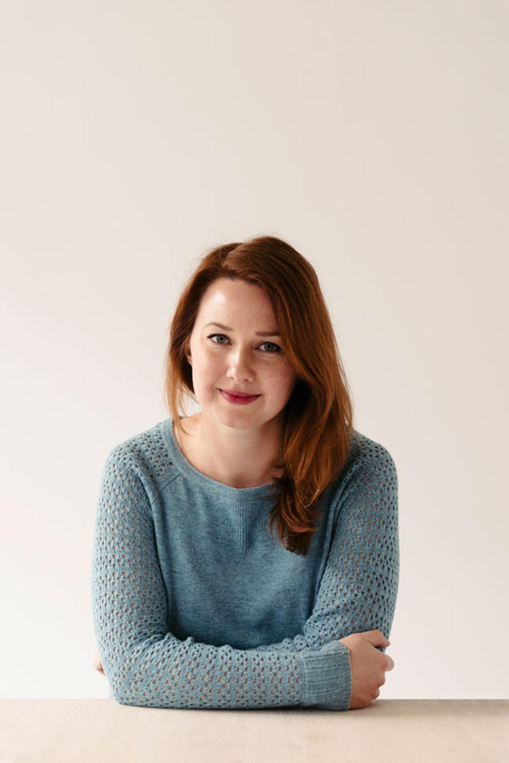 Hannah Kent: «Mi novela “Devoción” representa a todas esas historias de ...