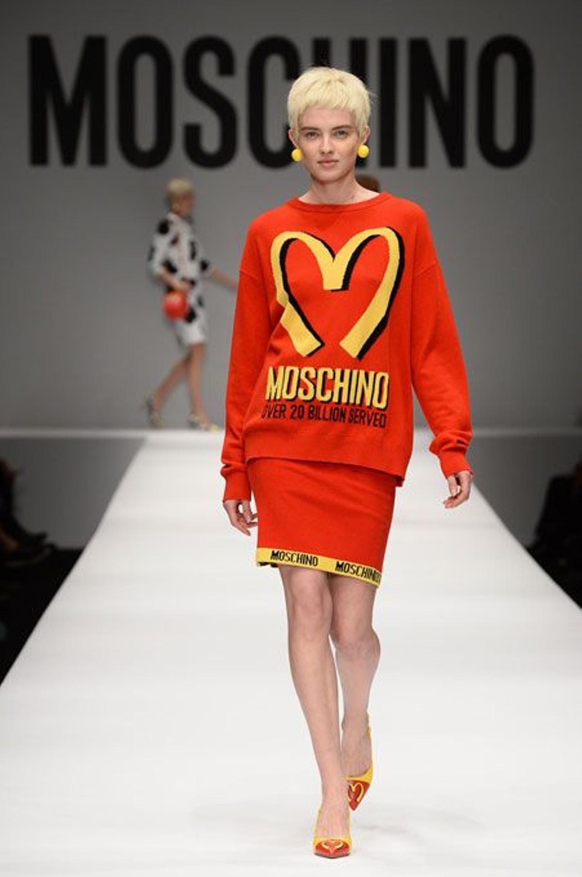 La locura de Moschino - Woman