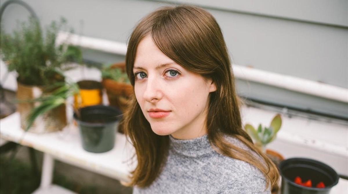 Molly Burch: "Es fácil identificarse con los discos de ruptura"