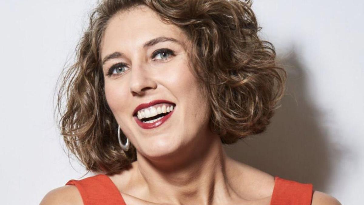 La cineasta Lucía Álvarez filma el relato ‘Amor de madre’, de Almudena ...