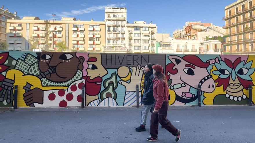 MURAL BARCELONA | Lo que esconde el nuevo mural de Gràcia en Barcelona ...