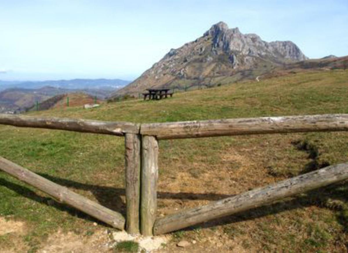 El cordero a la estaca se deja querer en Riosa