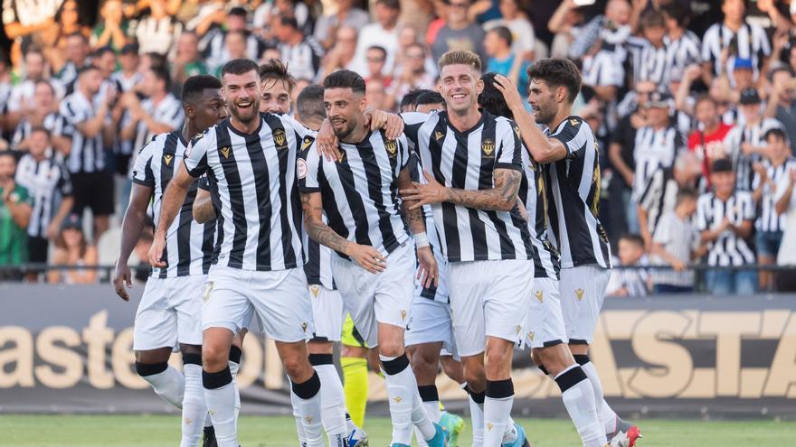 El Castellón presenta una segunda línea con llegada y mucho gol - El ...