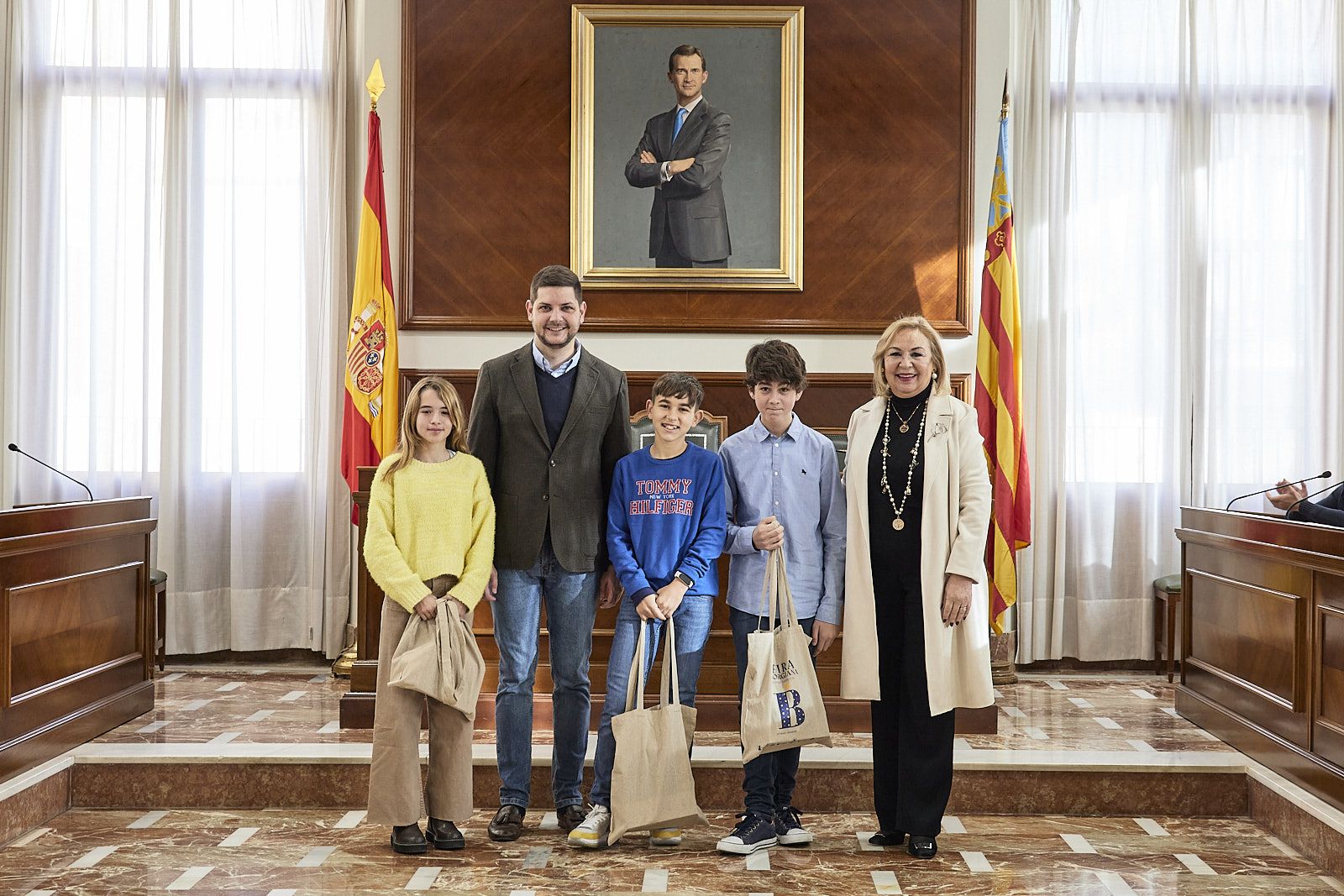 Gandia reconoce a los mejores alumnos y alumnas de primaria