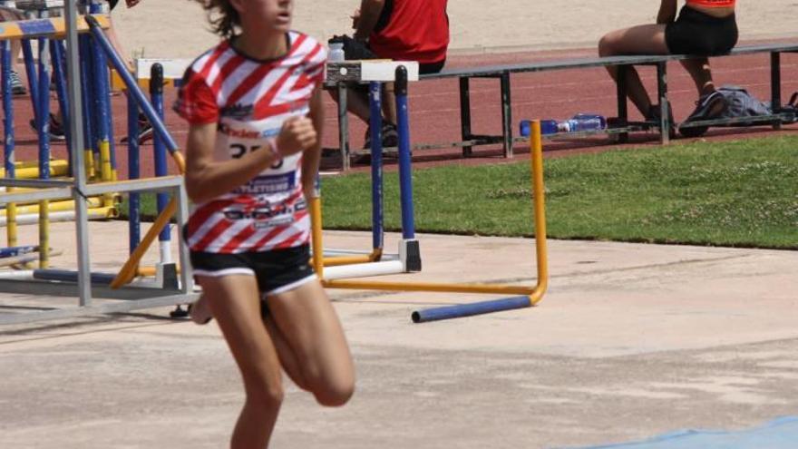 Daniel Castilla logra tres títulos en el Regional e Insular infantil