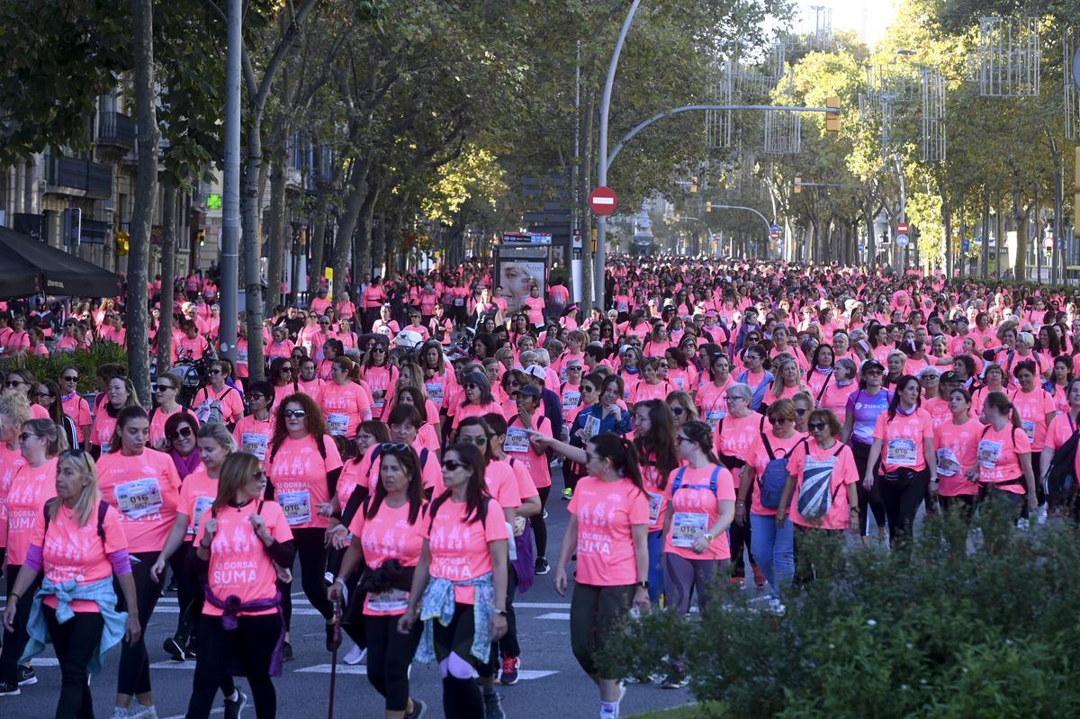 La Cursa de la dona, búscate en las fotos | FOTOS