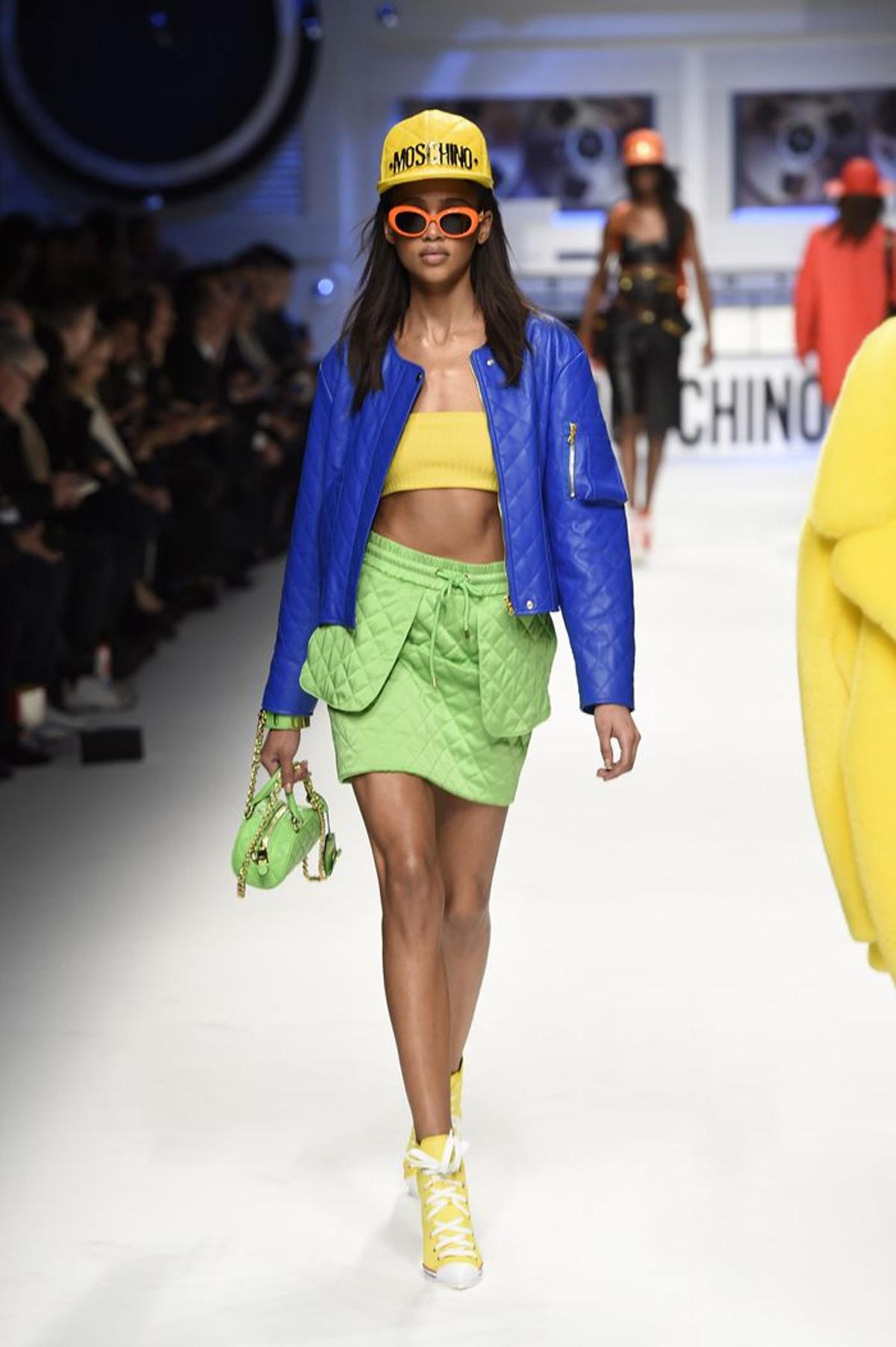 Moschino otoño-invierno 2015/2016, versión dibujo animado - Woman