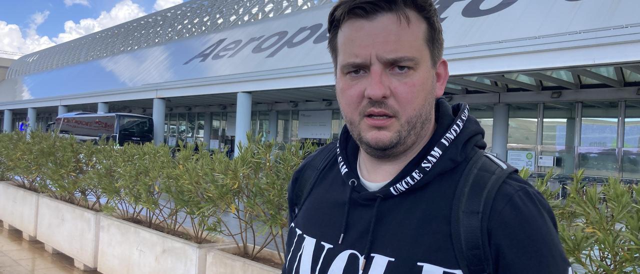 Ballermann-Star am helllichten Tag an der Playa de Palma auf Mallorca ...