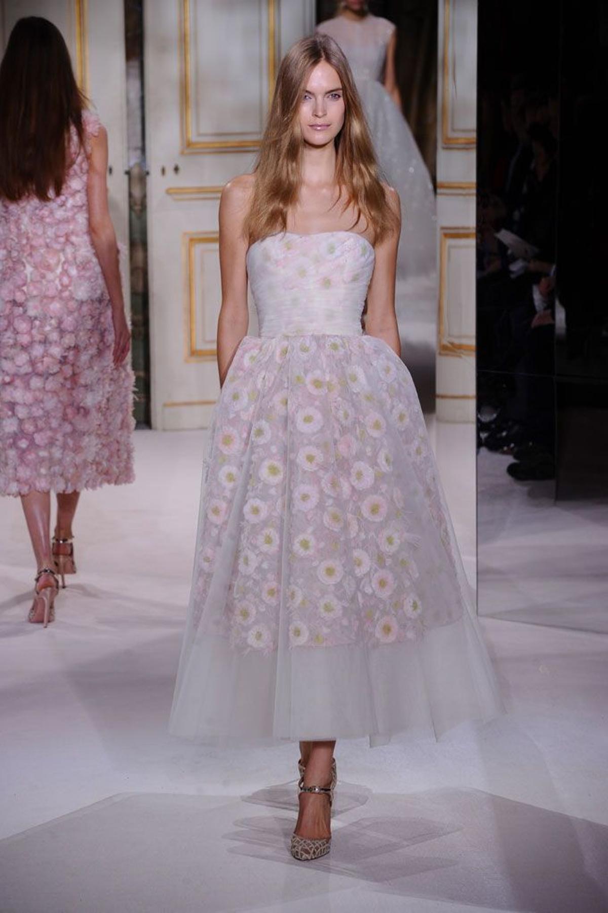 Giambattista Valli, un desfile de cuento - Woman
