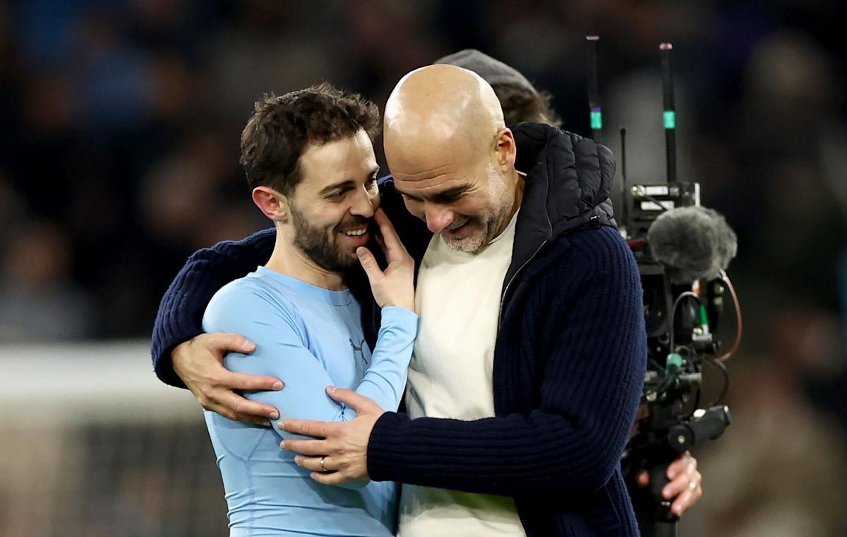 Guardiola condiciona al City: salidas dolorosas y chollos de verano