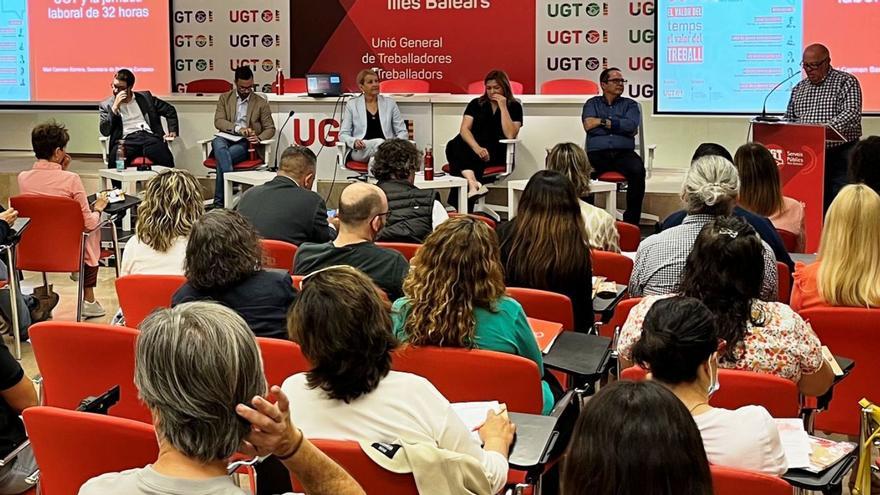 UGT reclama la jornada semanal de 32 horas para los empleados públicos
