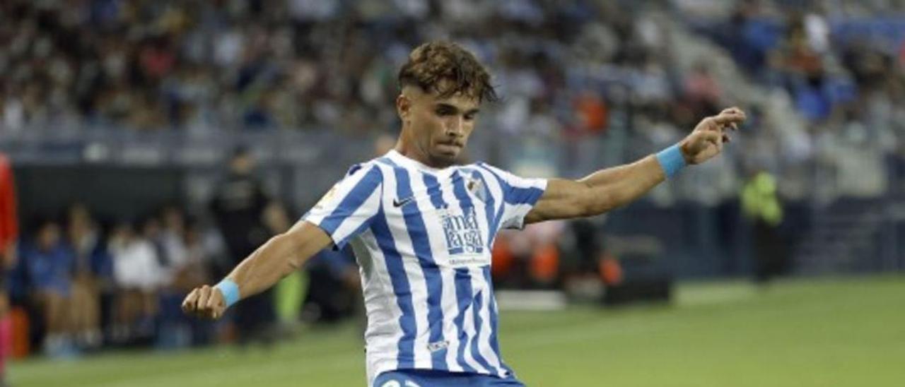 La salida de Kevin abre más hueco en los extremos - La Opinión de Málaga