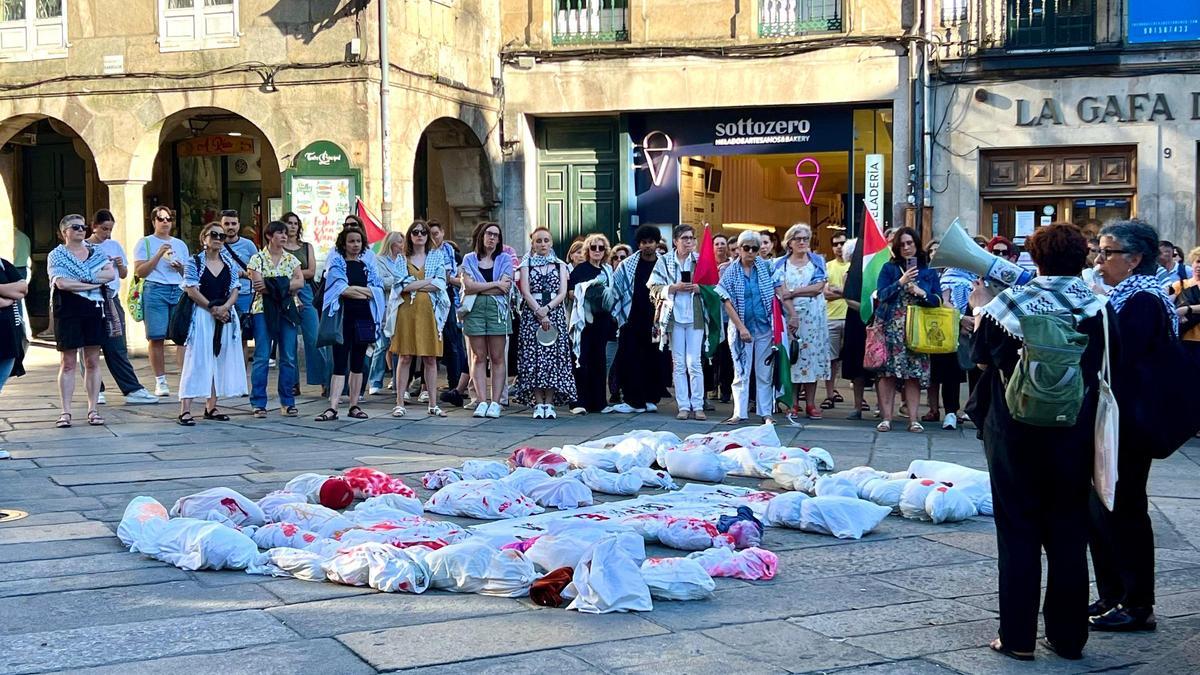 GAZA COMPOSTELA | Mobilización de mulleres en Compostela contra a masacre en Gaza