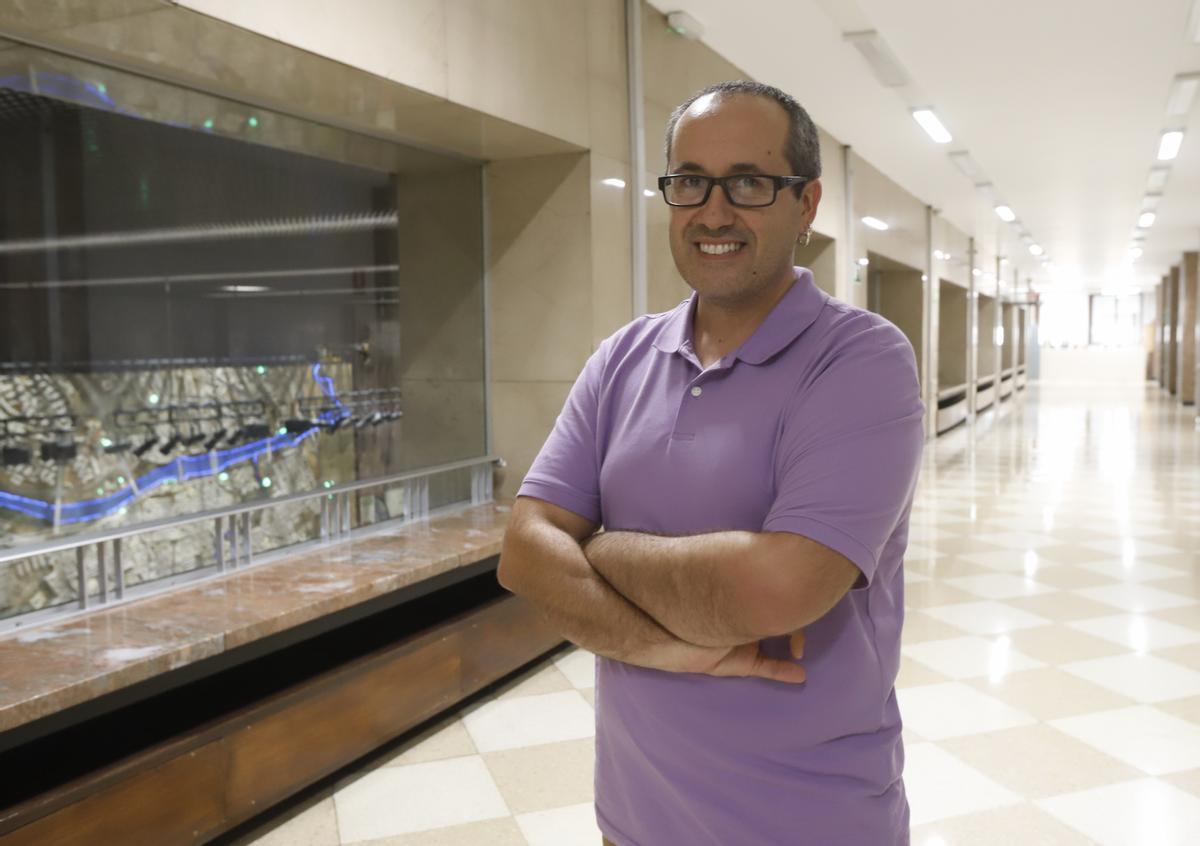 El manifiesto de apoyo a Alberto Cubero por la querella de Vox cuenta ...