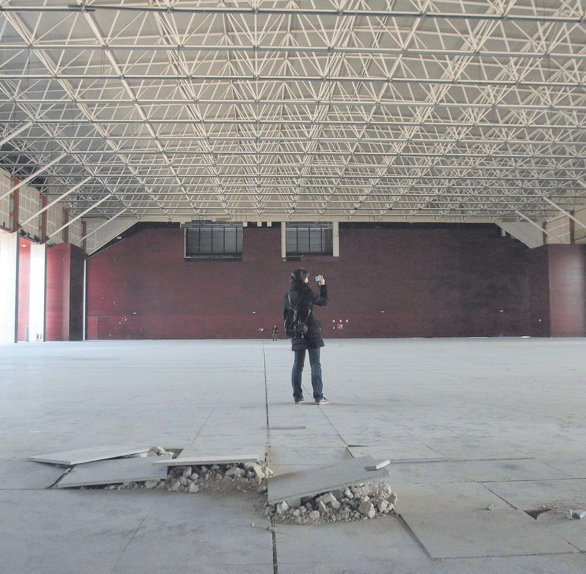 La historia del Centro de Exposiciones, Ferias y Convenciones: ¡Qué trabajito! - Diario Córdoba