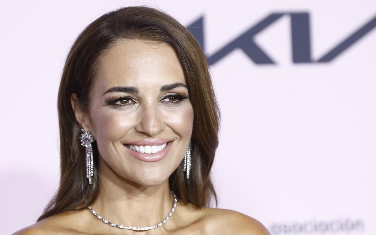 RAYA AL LADO: La raya al lado asalta las alfombras rojas: cómo se lleva ...