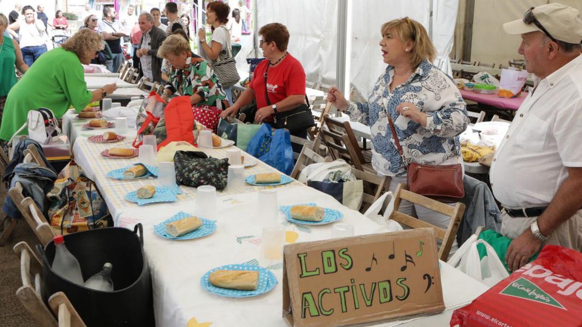 Dulce fin de fiesta en El Coto y Moreda - La Nueva España