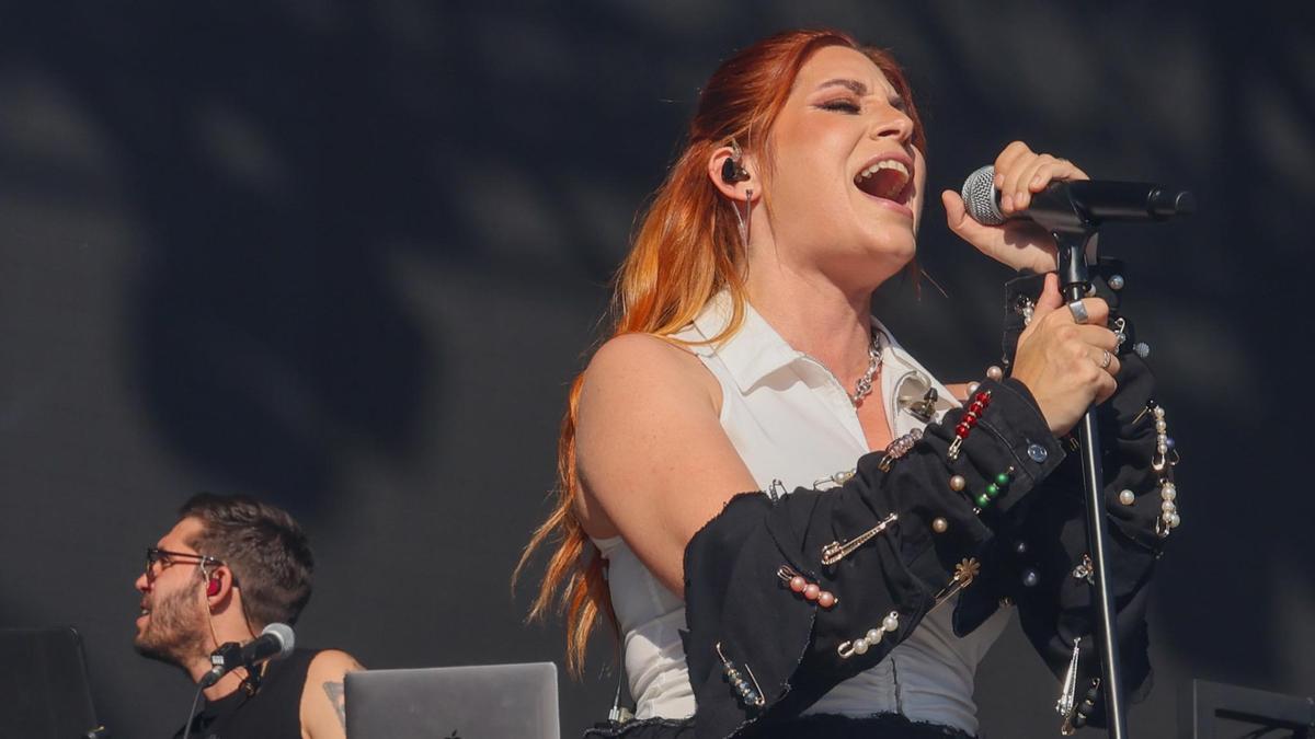 Leire Martínez: «Estoy disfrutando mucho de mi carrera en solitario»