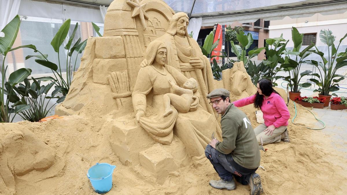 Belén de arena en Murcia por Navidad | Así es el impresionante y ...