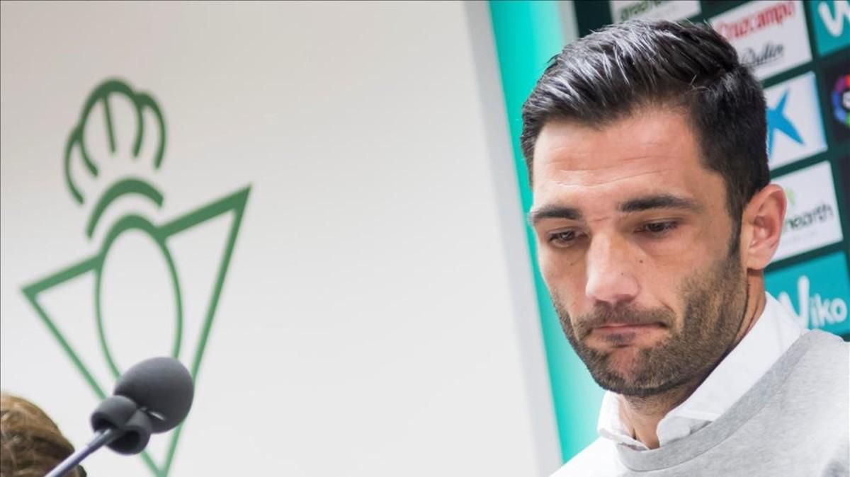 Goalkeeper Antonio Adan joins Atletico Madrid from Real Betis Goalkeeper Antonio Adan joins Atletico Madrid from Real Betis