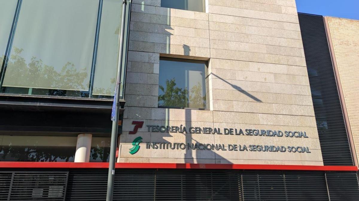 La reapertura del edificio de la Seguridad Social de Sueca que sufrió un incendio se retrasa a abril