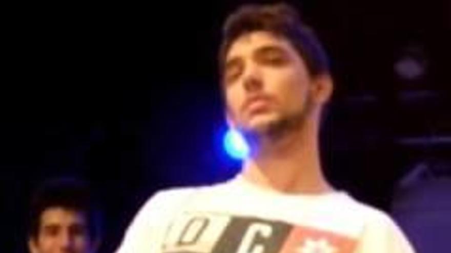 Zasko llega a la final de la Batalla de Gallos