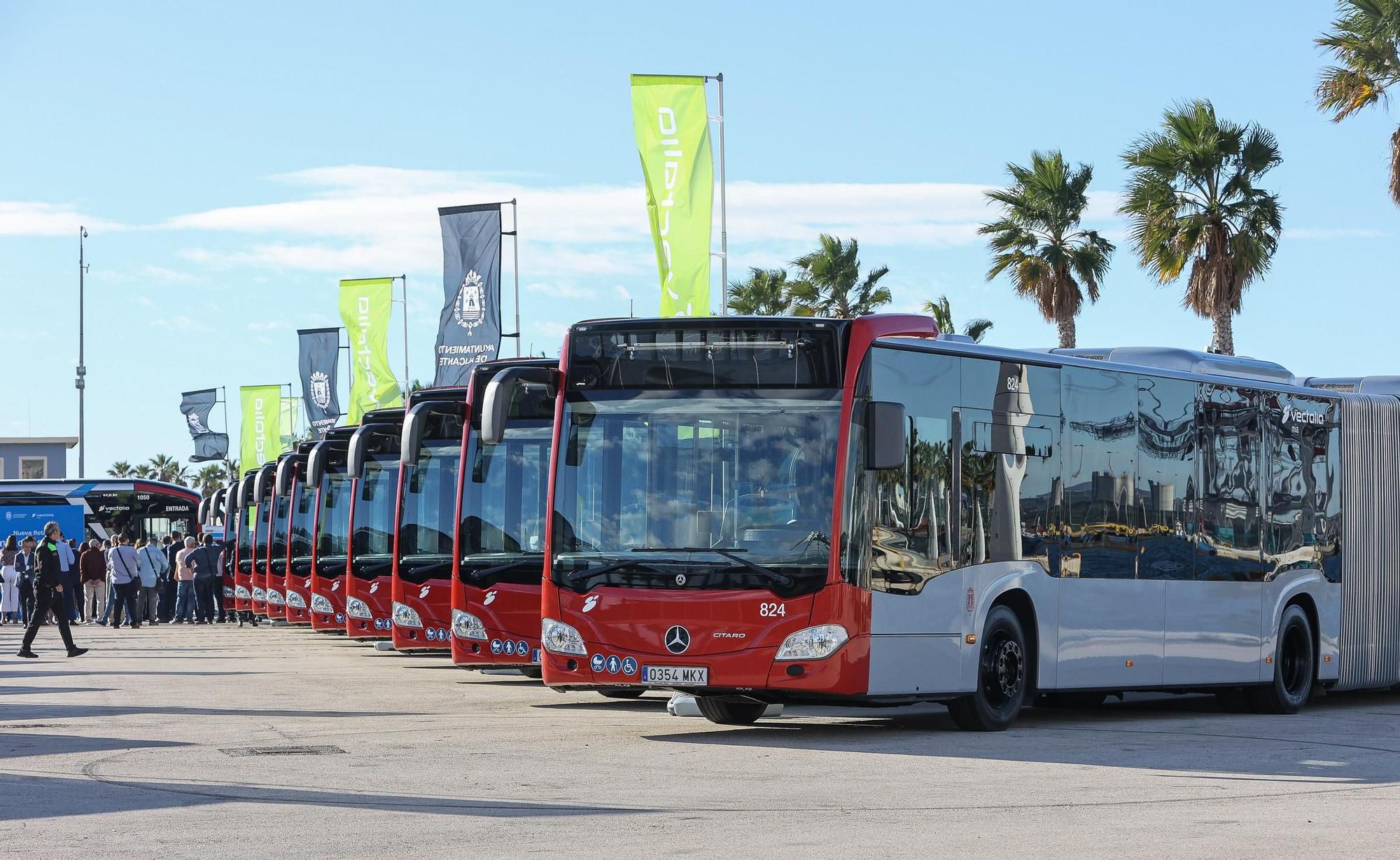 Presentación de los nuevos autobuses híbridos y eléctricos de Vectalia