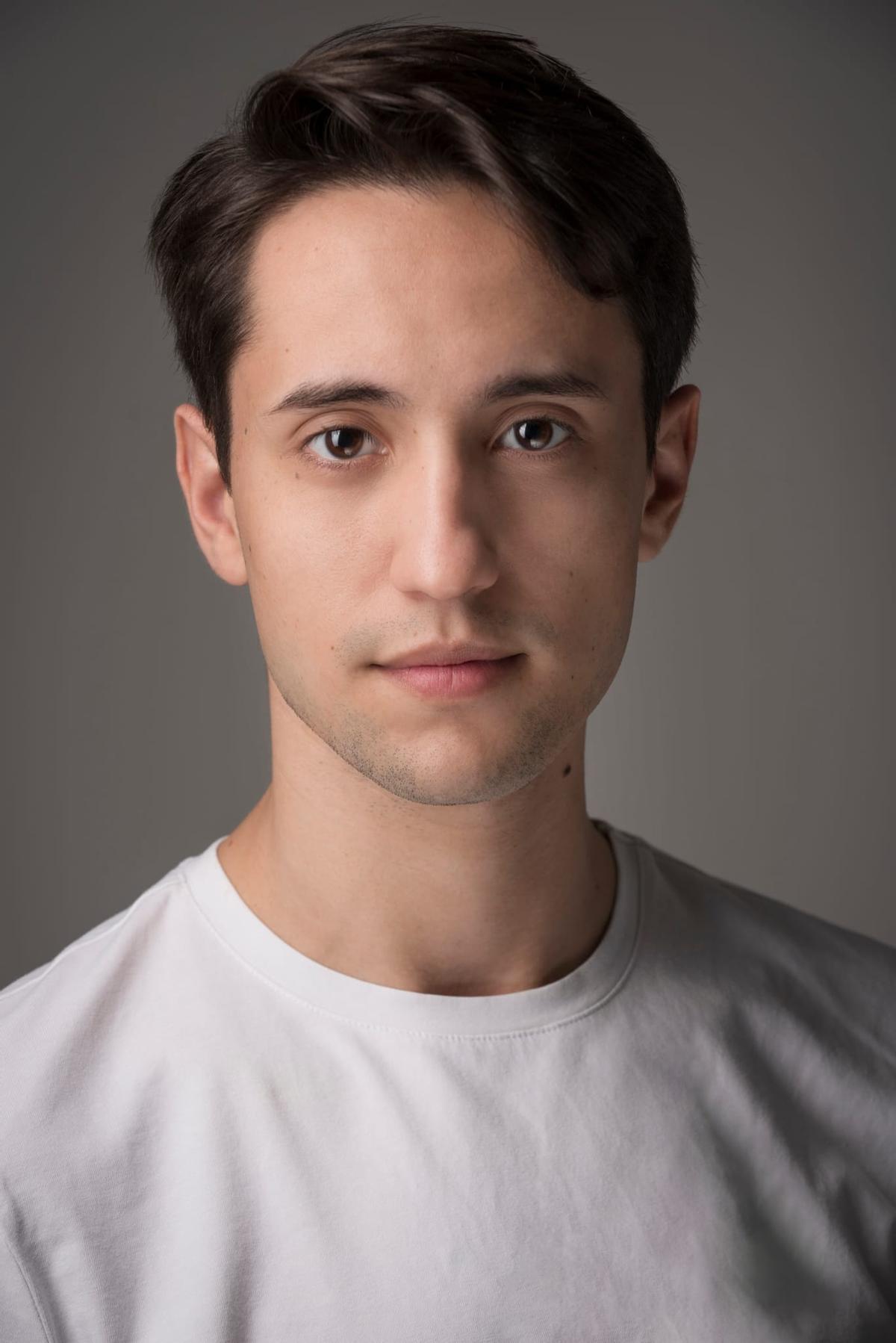 PREMIO ACTOR ALMÀSSERA: El actor Yeray Varo gana el premio Crisálide al actor revelación de 2024