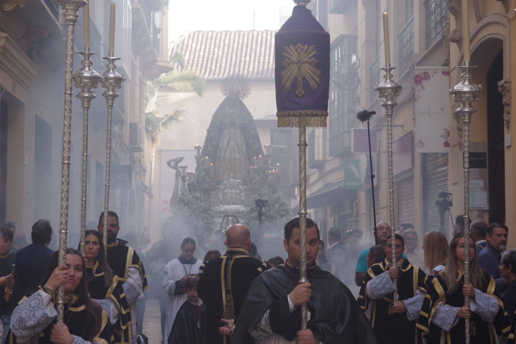 50 aniversario del rosario de la aurora de la Virgen del Amor Doloroso ...