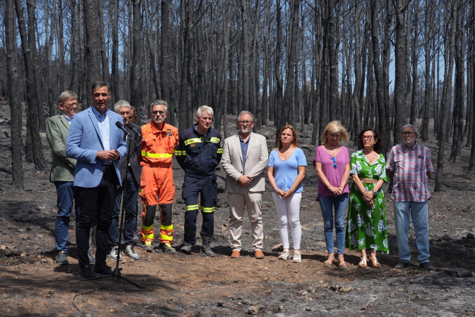 Las imágenes de la visita de Pedro Sánchez a la zona del incendio de ...