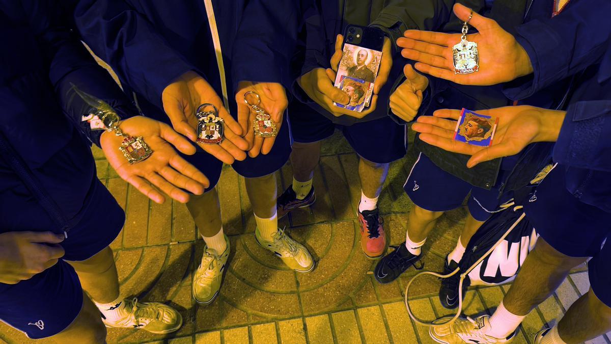 why we like to sing 'Cara al sol' - Veritas News