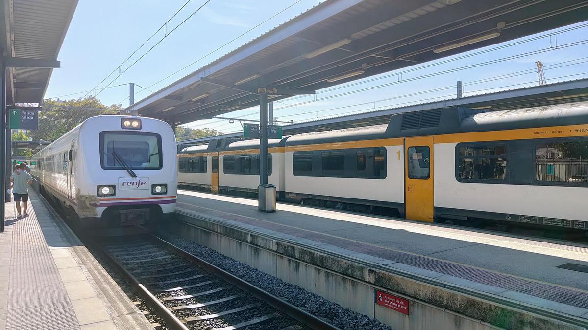 TREN GALICIA: El Cercanías prometido para Vigo y A Coruña se retrasa al menos un año