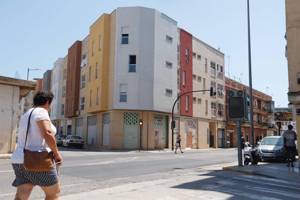 PISOS OCUPADOS: Se vende barrio ocupado en Torrent