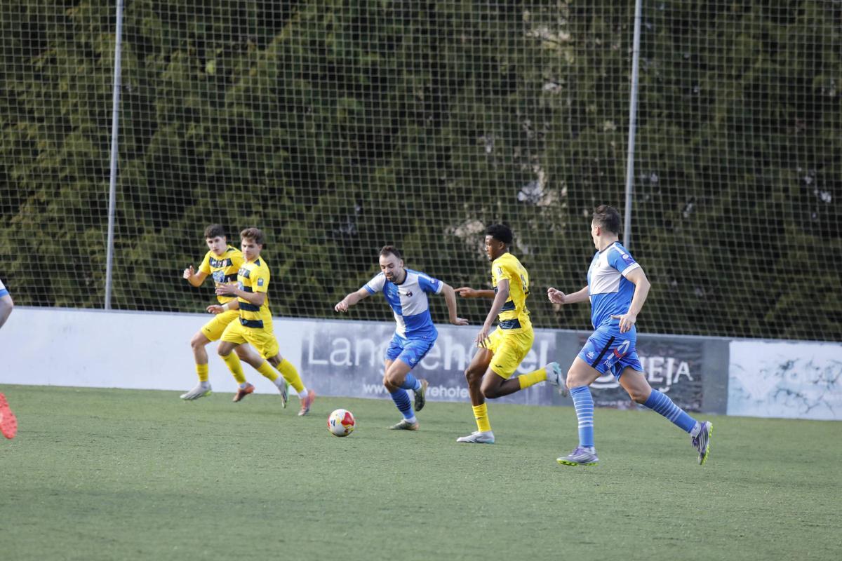Imágenes de la 21ª. jornada de Tercera Federación en Asturias