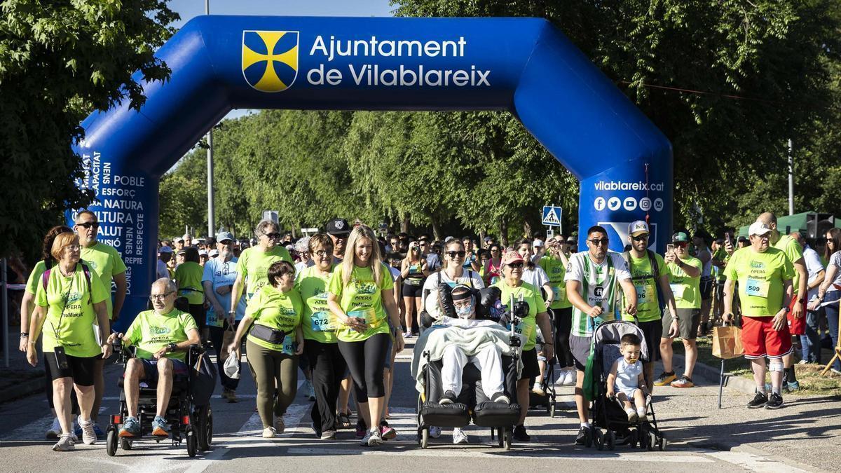 Vilablareix recapta 8.500 euros per a la investigació de l’ELA