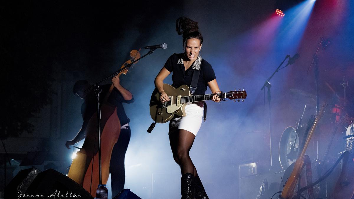 Festival Guitarra Siscordes de Riba-roja: Helen Helen, Deaf Devils y ...